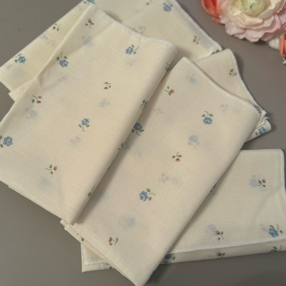 Vintage | Dining | Vintage Floral 6 Napkins 8 | Poshmark